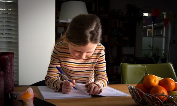 Leren schrijven groep 3: aanpak en oefeningen (tips en voor thuis)